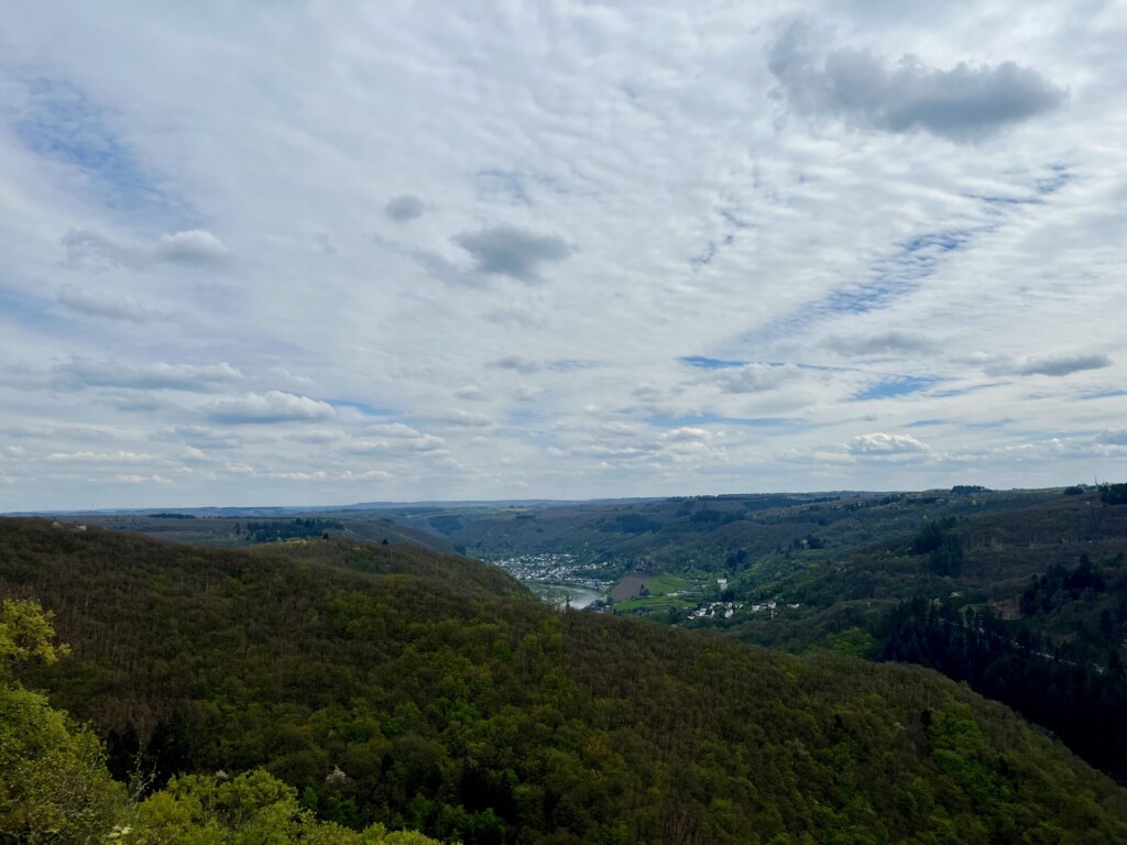 Hiking to the Winneburg Ruins from Cochem in the Mosel Valley, Germany ...